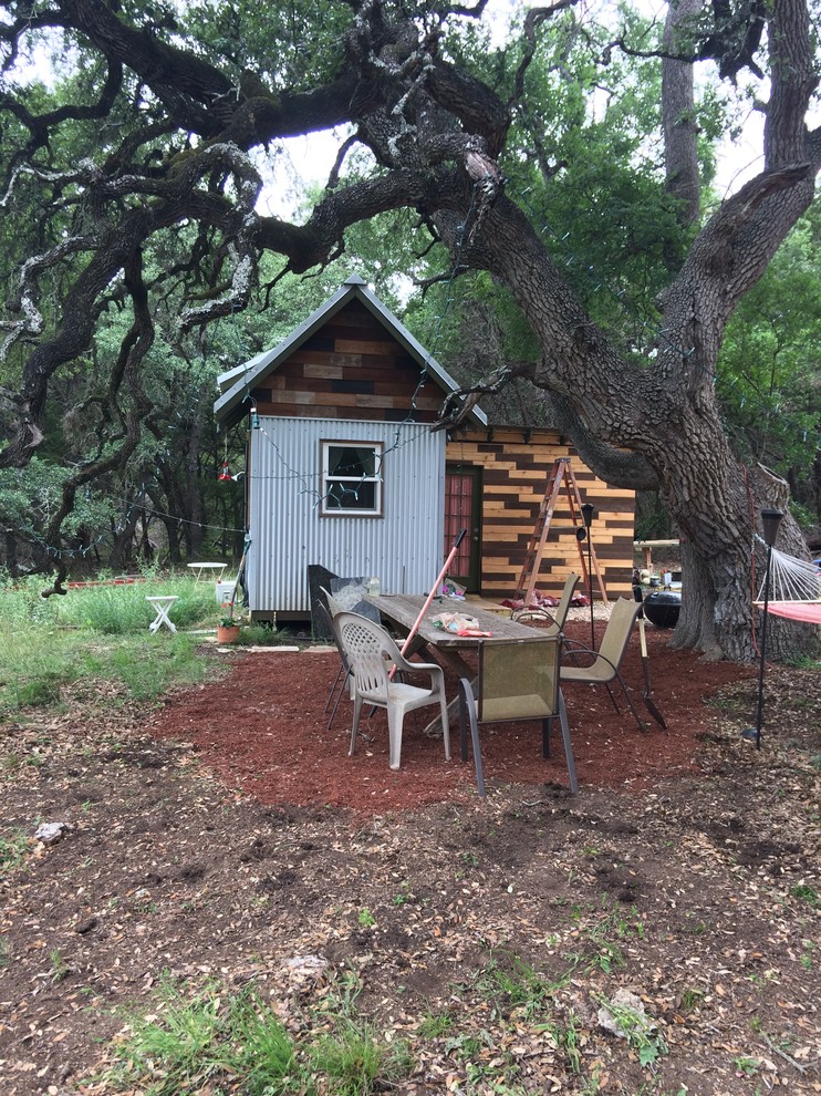 Landscaping under a large oak tree