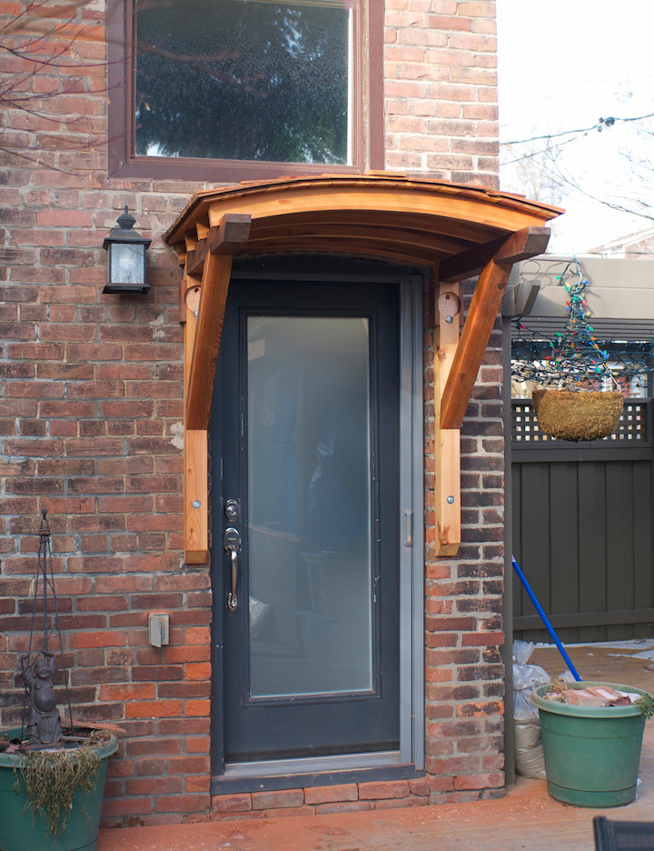Curved cedar awning - Craftsman - Toronto - by Brendan Fenn | Houzz