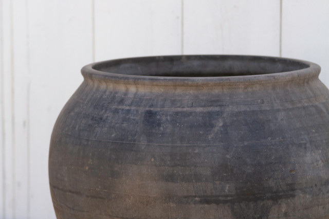 Weathered Gray Clay Pot - Farmhouse - Vases - by De-cor | Houzz