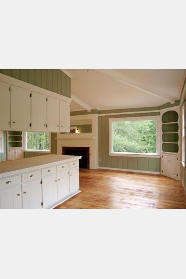 Family Room Windows - two different types in one large room