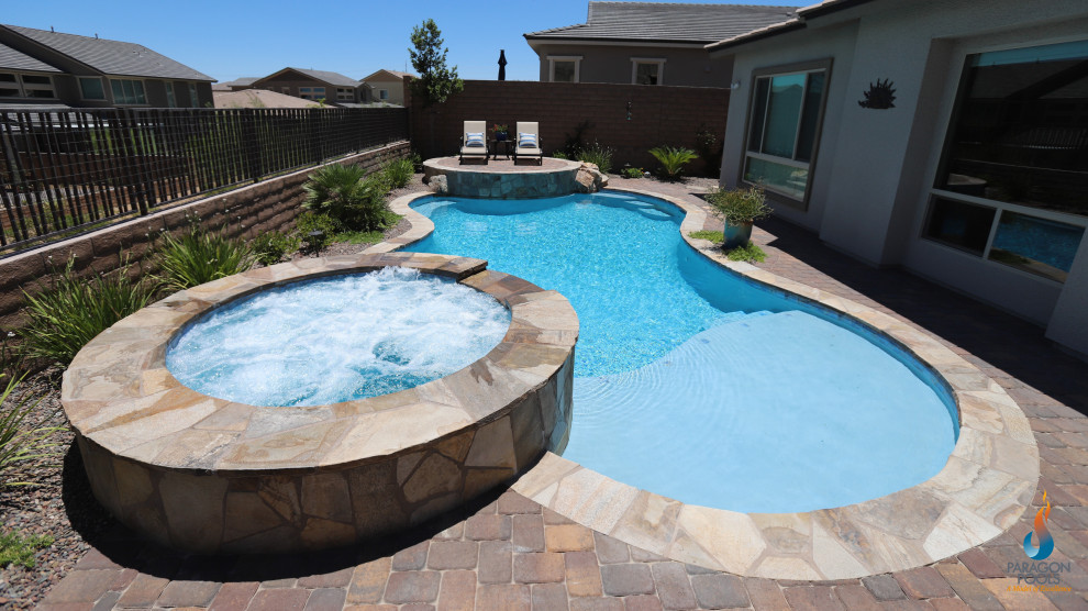 20 Pool Designs Under 600 sq ft - Pool - Las Vegas - by Paragon Pools | Houzz