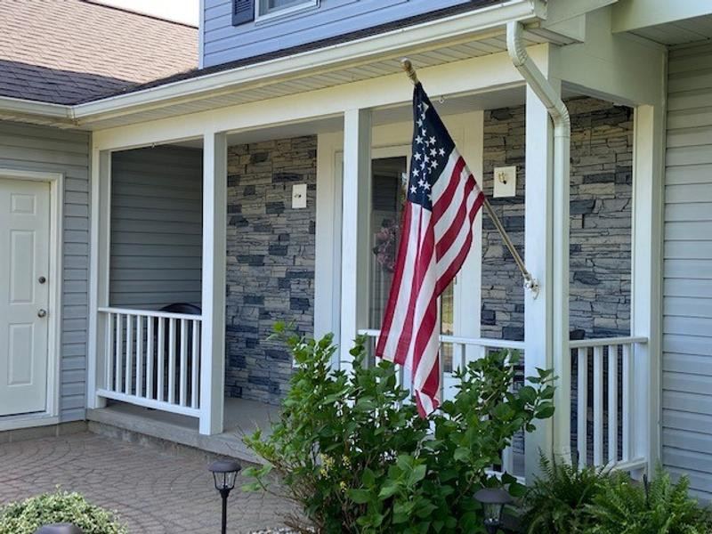Northern Slate Stacked Stone Porch Walls Design - Porch - Denver - by ...