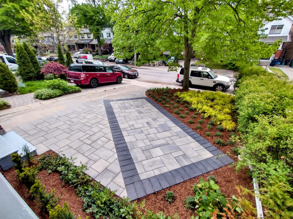 Parking pad dispute spurs questions over Toronto electric vehicle ...