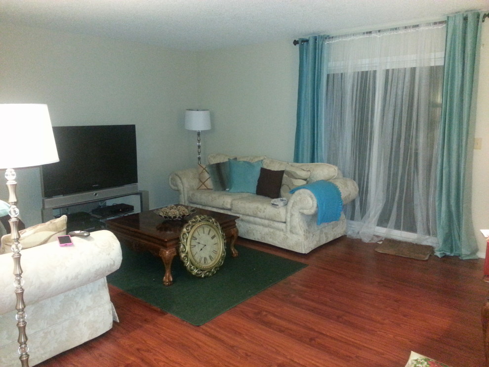 carpet color and accent chair color | Houzz Forum