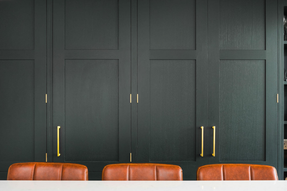 Obsidian Green Kitchen - Traditional - Kitchen - London - by ...