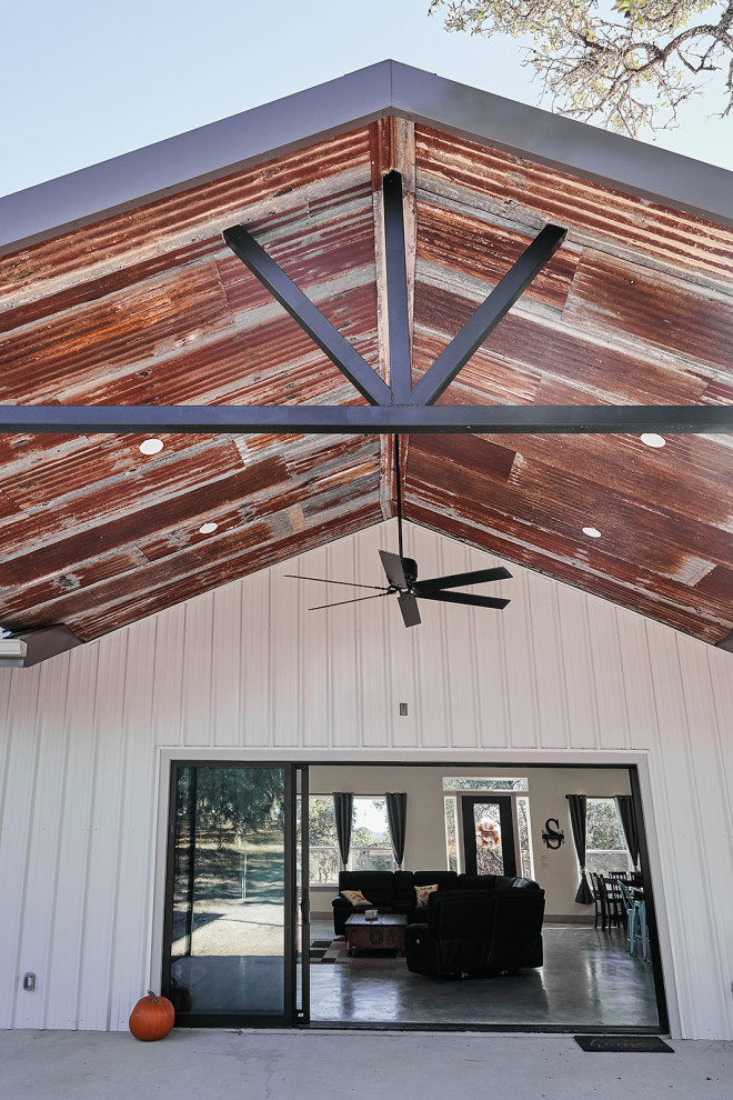 Boerne, Texas Farmhouse Style Barndominium - Austin - by Broadshield ...
