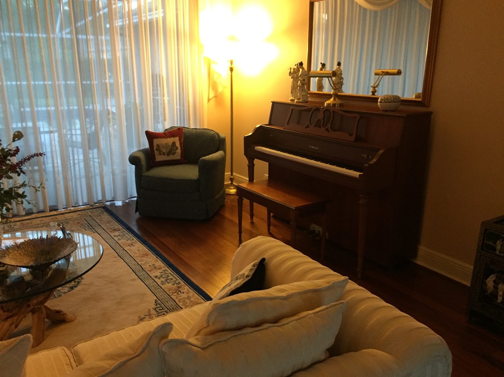 Outdated living living room