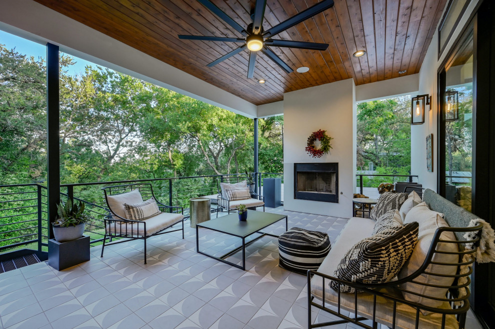 Balcones July 2022 - Transitional - Deck - Austin - by Twist Tours Real ...