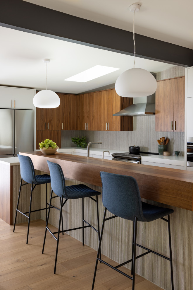 "Beautiful Inside and Out" Mid-Century Modern Home Interior Remodel ...