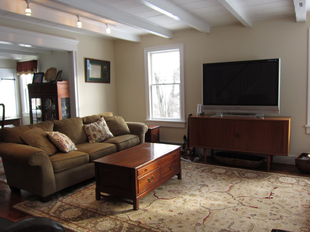 Need new furniture and room design for lopsided living/family room