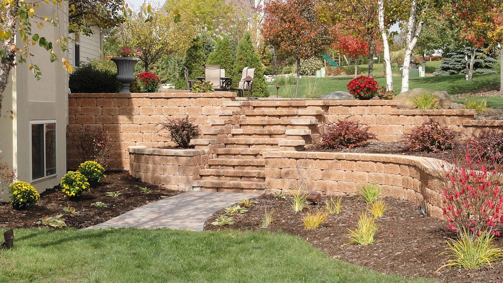 Pewaukee, WI - Retaining Walls with Steps - Contemporary - Landscape ...