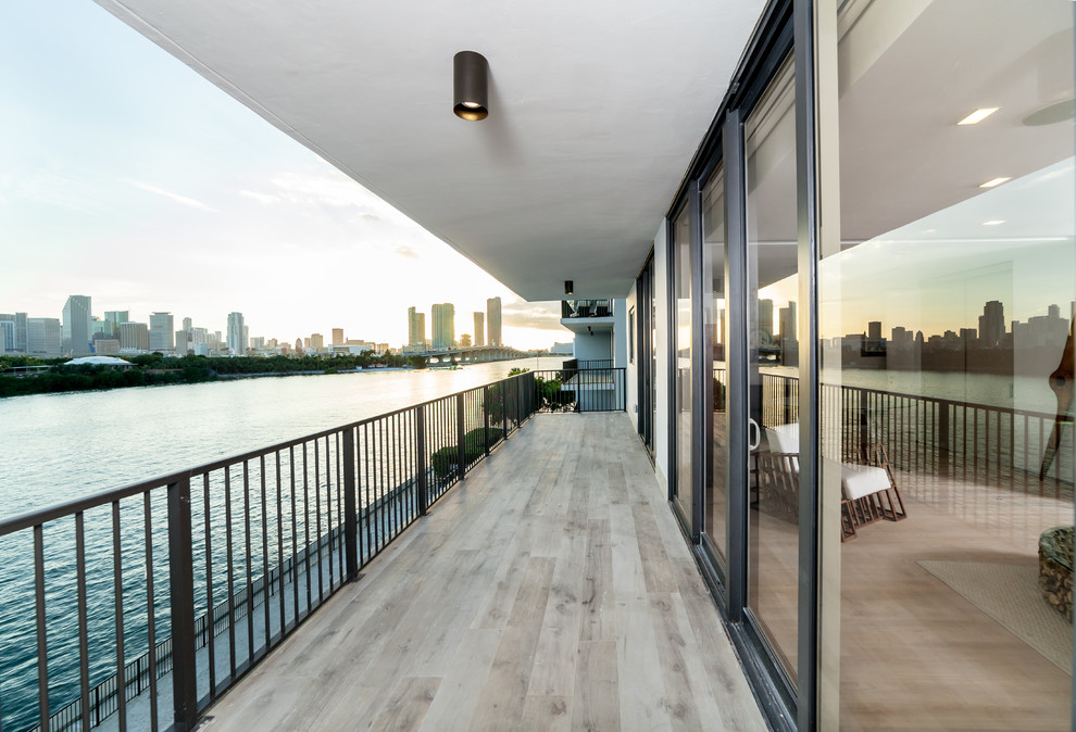 1000 Venetian Way (Miami Beach) - Balcony - Miami - by Cutting Edge ...