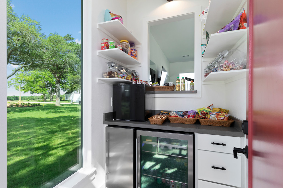 Milk and Honey Ranch - Farmhouse - Home Bar - Houston - by Studio Fain ...