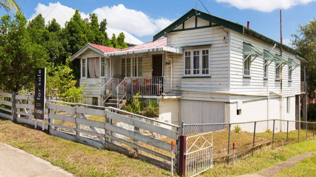 Houzz Tour: A Rundown House Gets a Mammoth Makeover | Houzz NZ