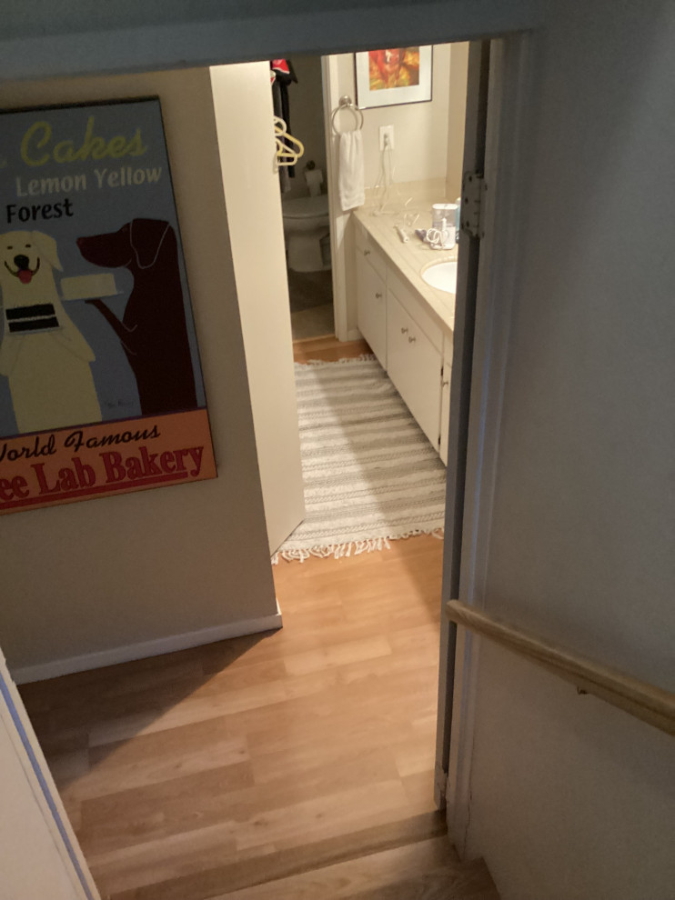 Awkward Bathroom / Laundry area co-space