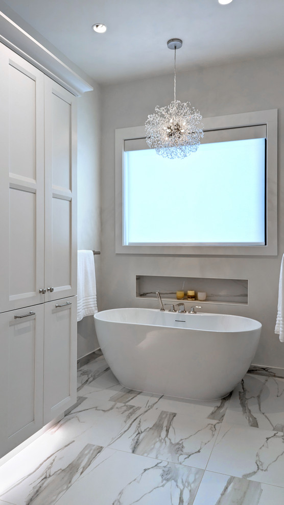 (Custom Home) Modern Rambler on the Golf Course - Modern - Bathroom ...