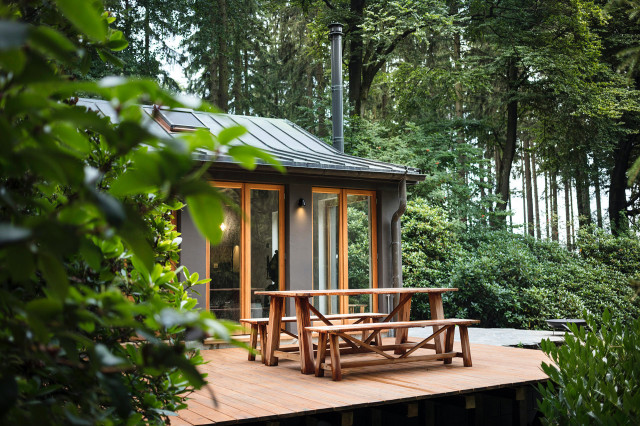 Small Forest Cabin Transformed Into a Family Retreat