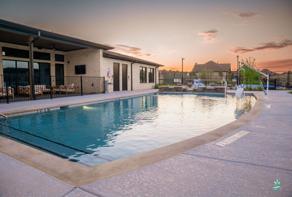 Tavolo Park - Rustic - Pool - Dallas - by Selah Pools & Spas | Houzz