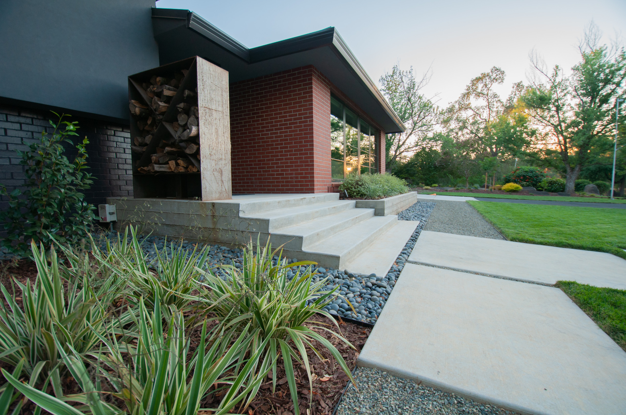 CAL WILD LANDSCAPE DESIGN