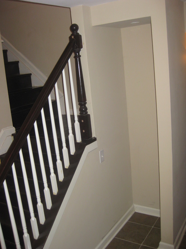 What to do with narrow recessed space? | Houzz Forum