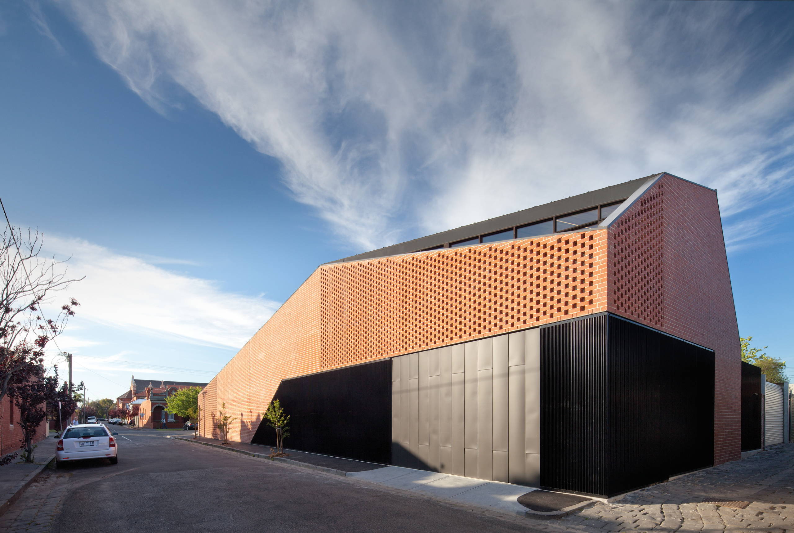 Not Your Average Brick Facade | Bold Brickwork for Your Exterior | Houzz AU
