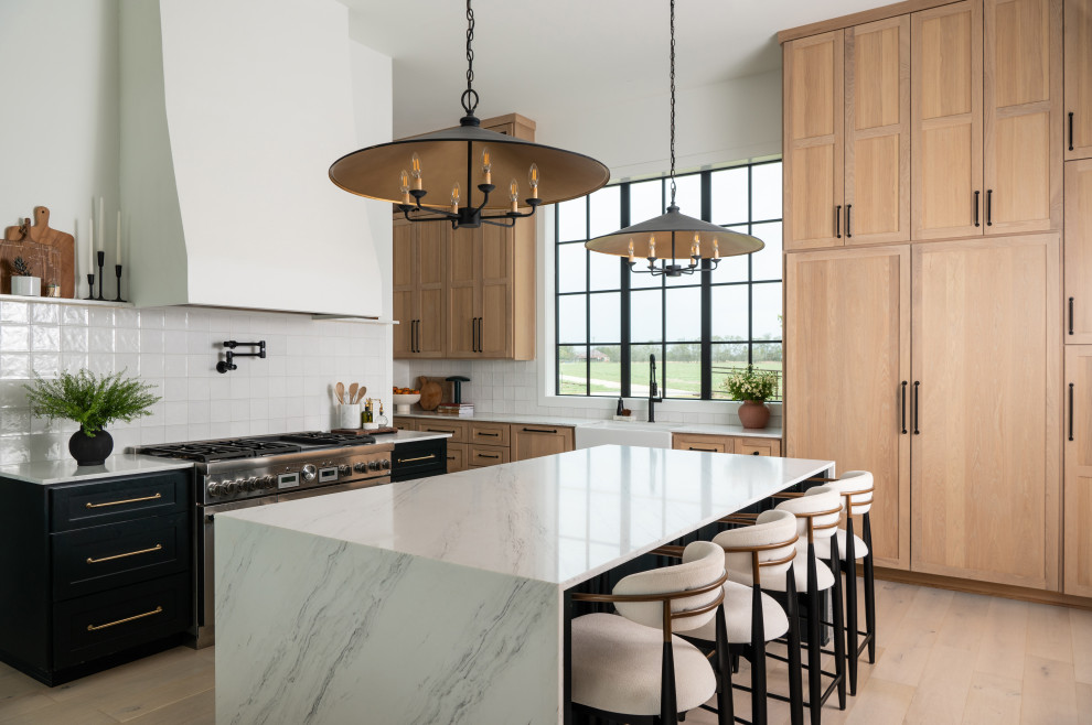 Hometown Modern - Farmhouse - Kitchen - Austin - by Sarah Becker Design ...