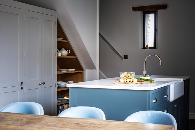 Kitchen Tour: Relaxed Shaker Style with a Clever Under-stairs Larder ...