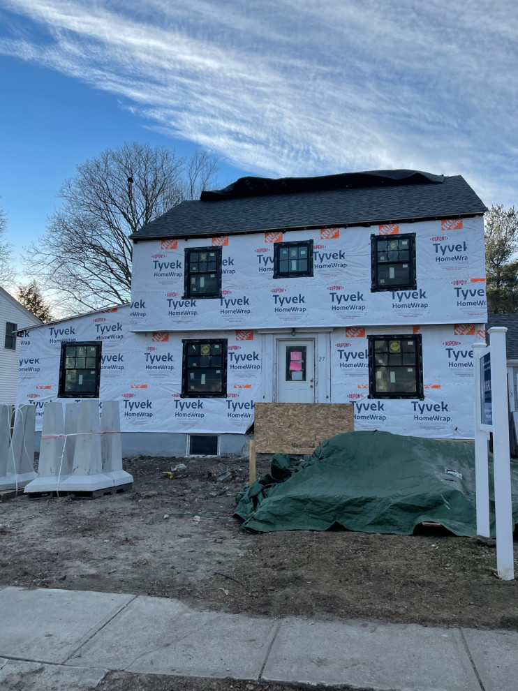 Certainteed Vinyl Siding product for Colonial house in New England