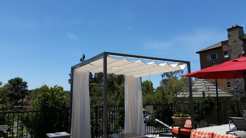 Infinity Canopy featuring Phifertex White at Ayres Hotel by Abbot ...
