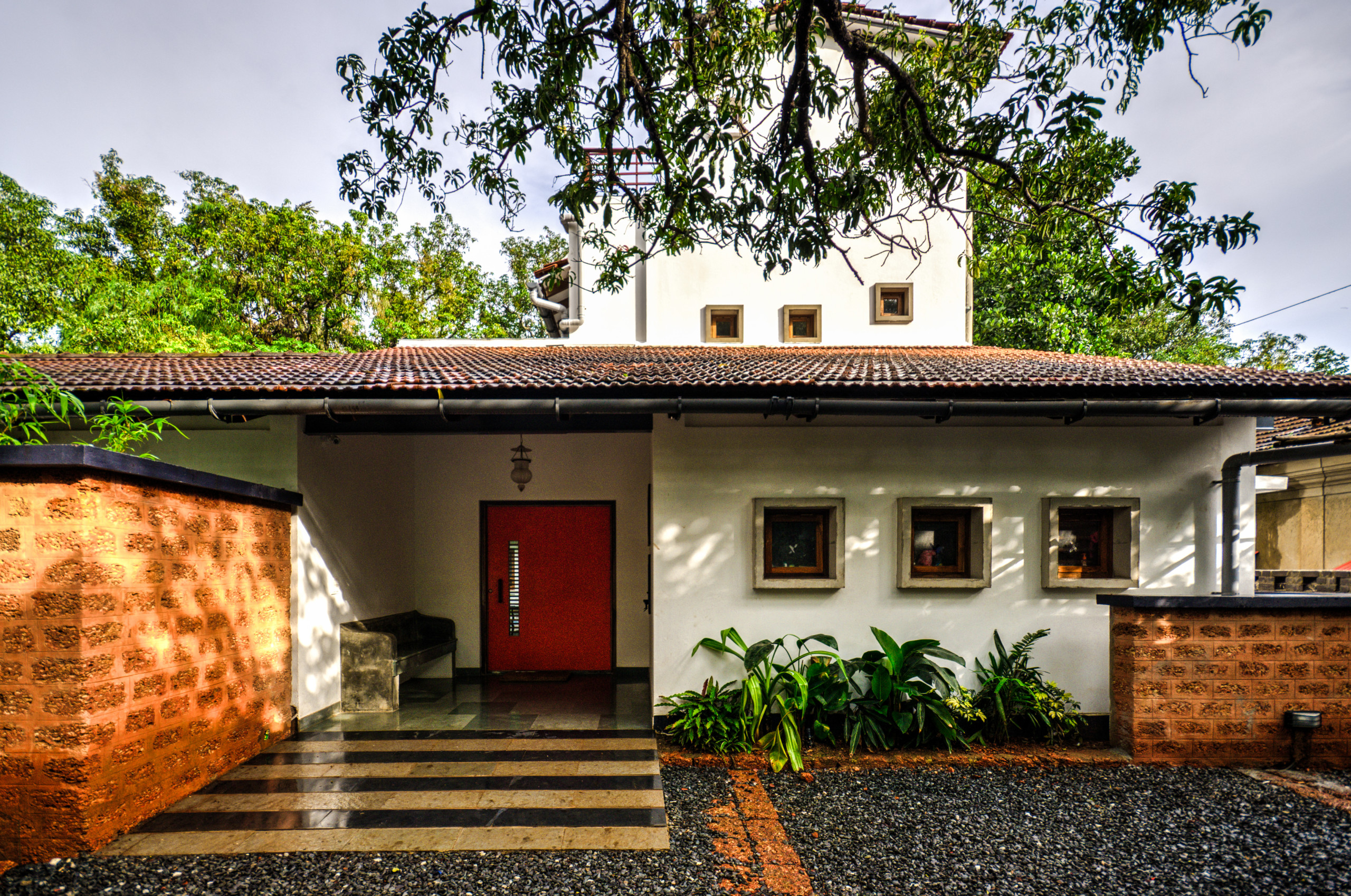 13 Design Elements That Capture the Holiday Spirit of Goa's Homes
