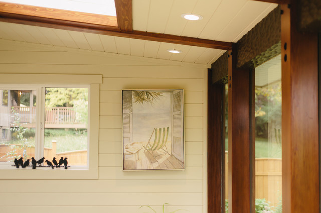 LINE2 - Contemporary Post and Beam Sunroom - Contemporary - Vancouver ...