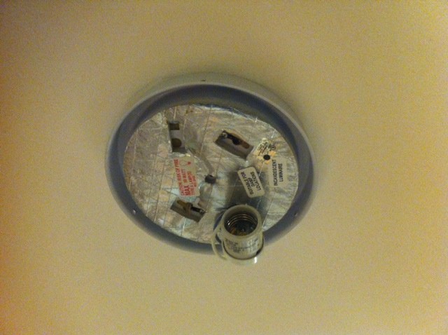 Bulb/fixture that hides ceiling imperfections