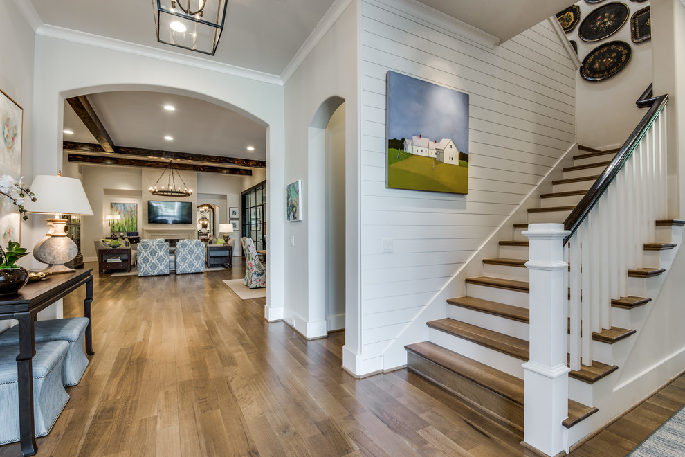 Zero-lot Line Home in North Dallas - Farmhouse - Dallas - by Hawkins ...