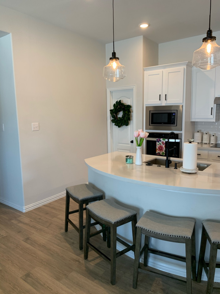 Blank Kitchen Wall - Suggestions