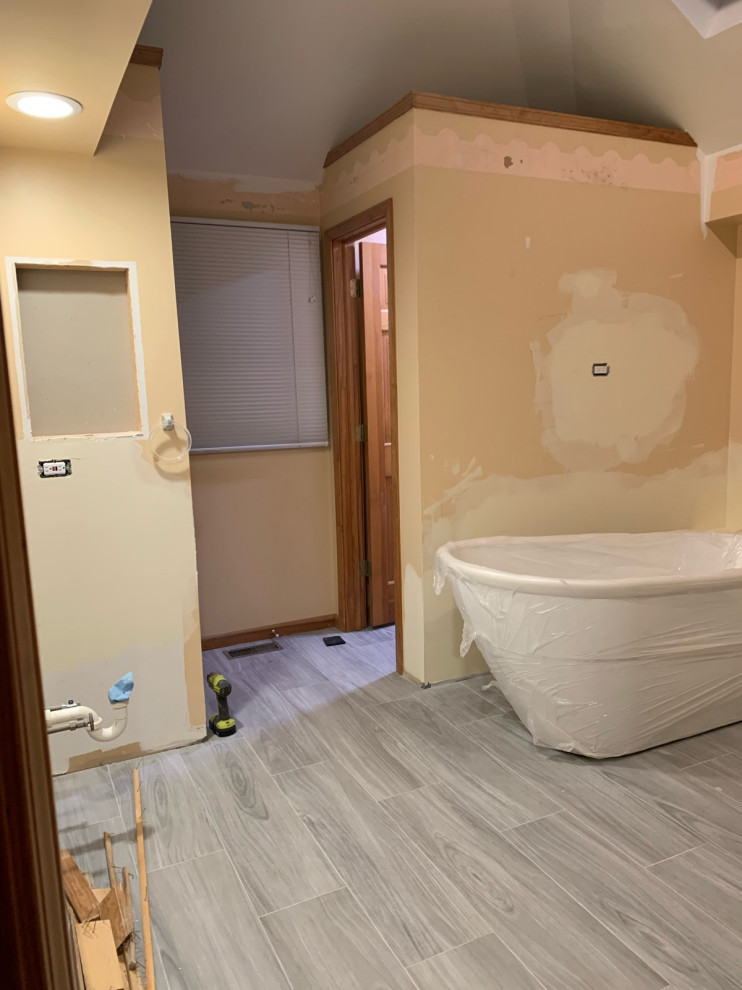 Design dilemma for bathroom trim