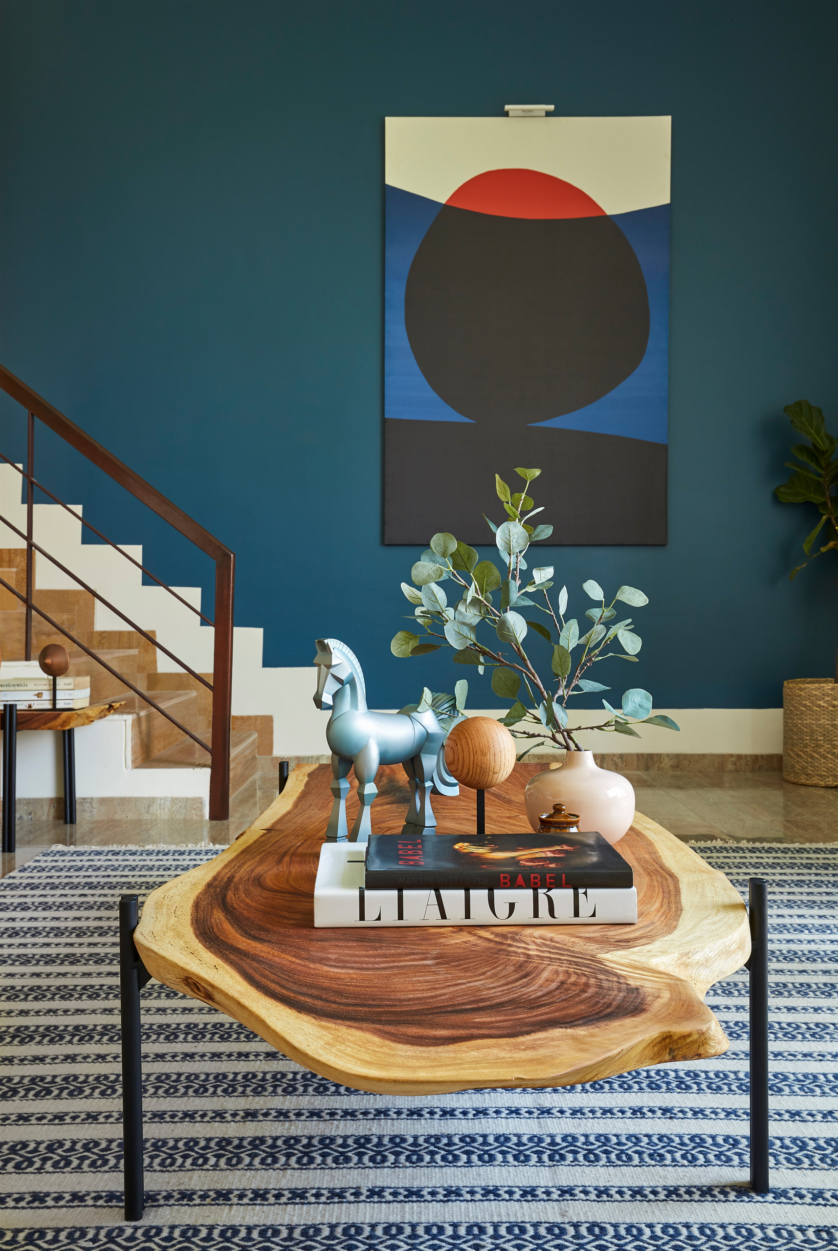 13 Design Elements That Capture the Holiday Spirit of Goa's Homes