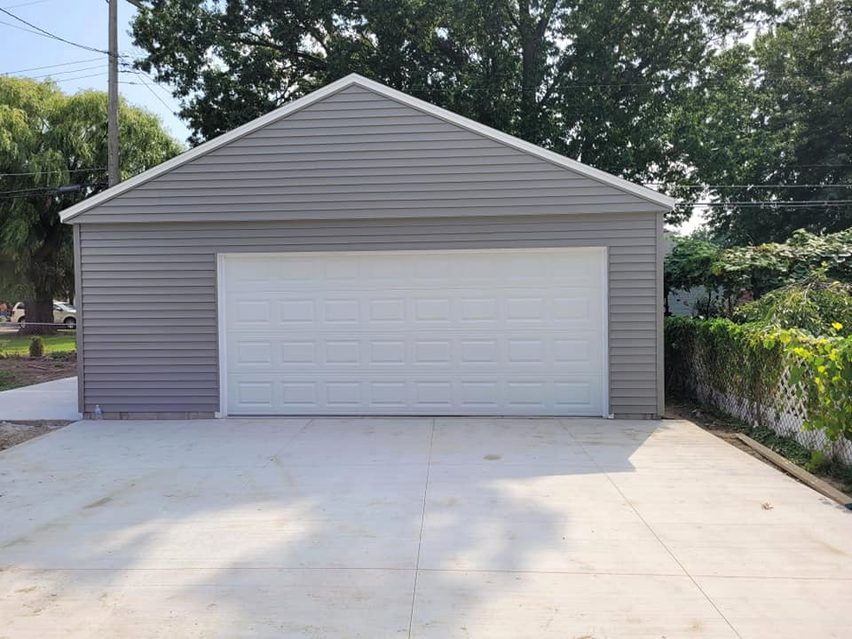 Custom Garage Building - Traditional - Garage - Detroit - by Creative ...