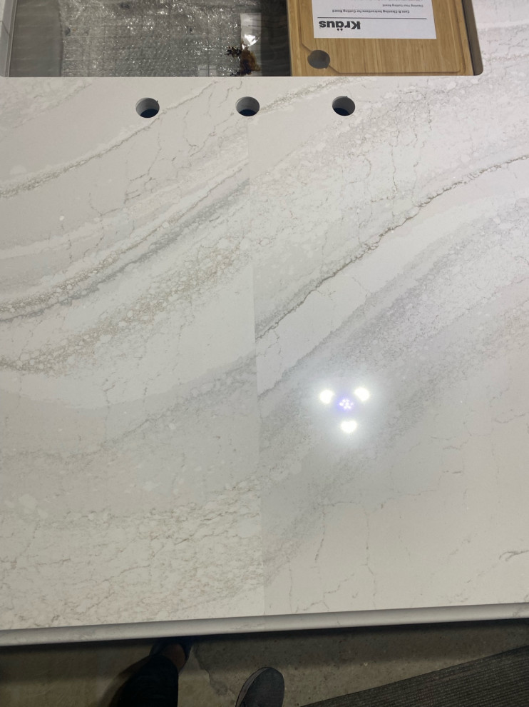 Cambria Everleigh Seams