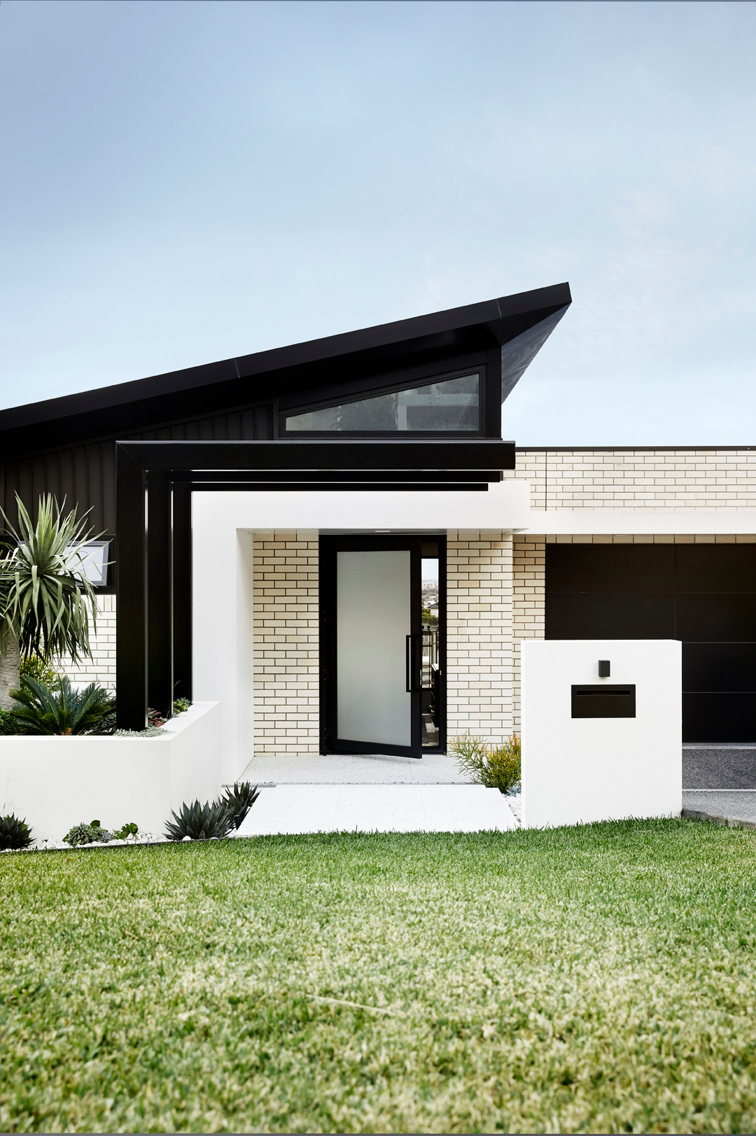 24 Statement Window and Door Designs for Your Home | Houzz AU