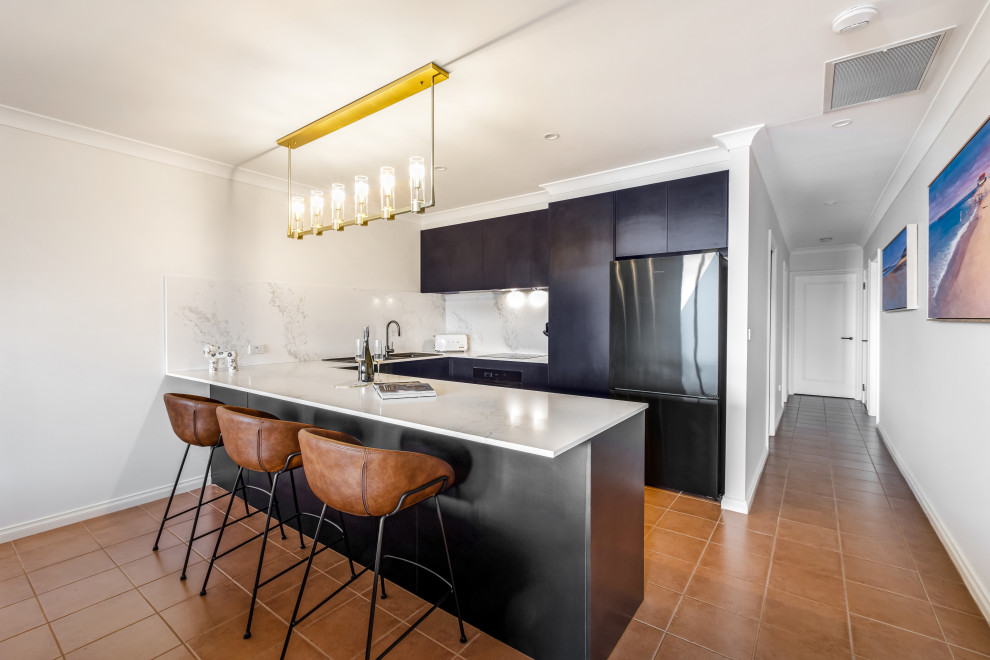 The Esplanade Apartment - Modern - Kitchen - Melbourne - by Interiors ...
