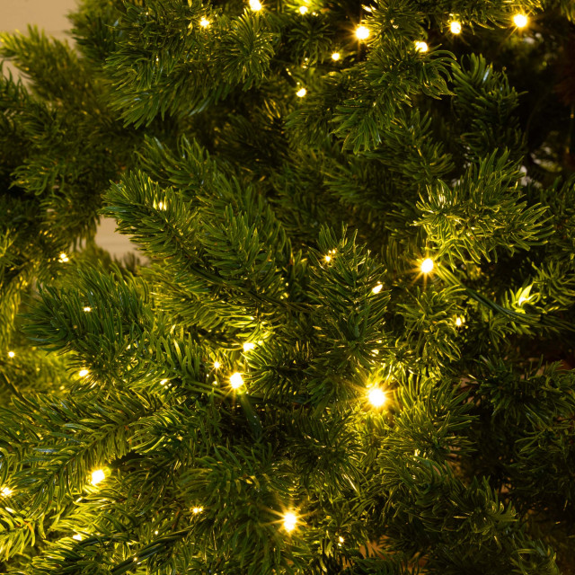 7.5ft. Pre-Lit Artificial California Spruce Christmas Tree ...