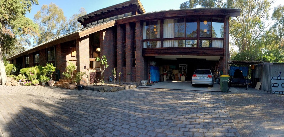 Ideas for updating large 70's brick exterior - Colours? | Houzz AU