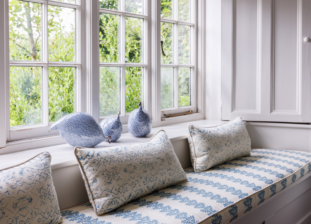 Farmhouse Estate - Farmhouse - Living Room - London - by Studio 73 ...