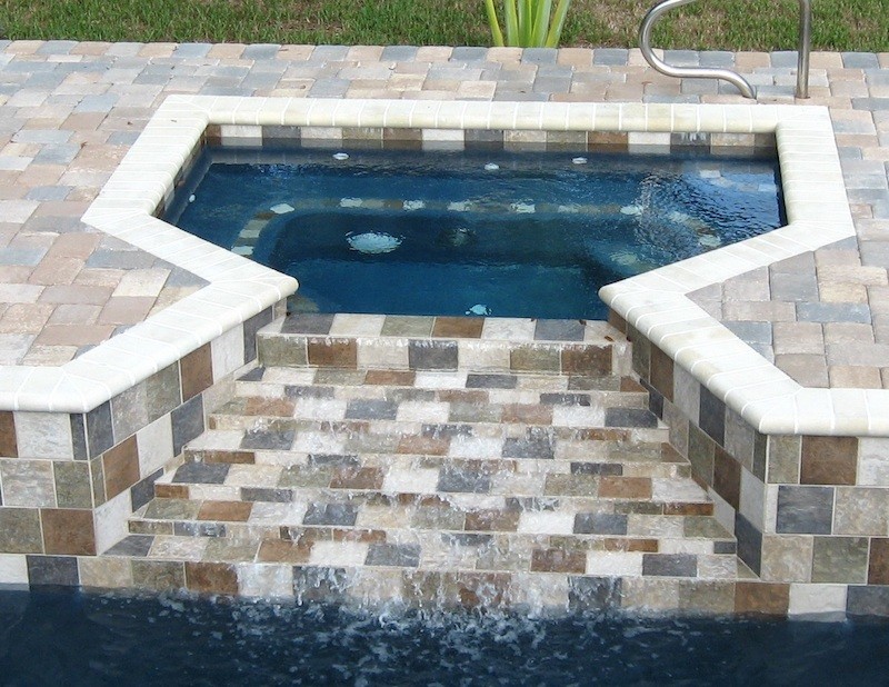 Stair Step Spillway - Pools - Orlando - von All Seasons Pools | Houzz