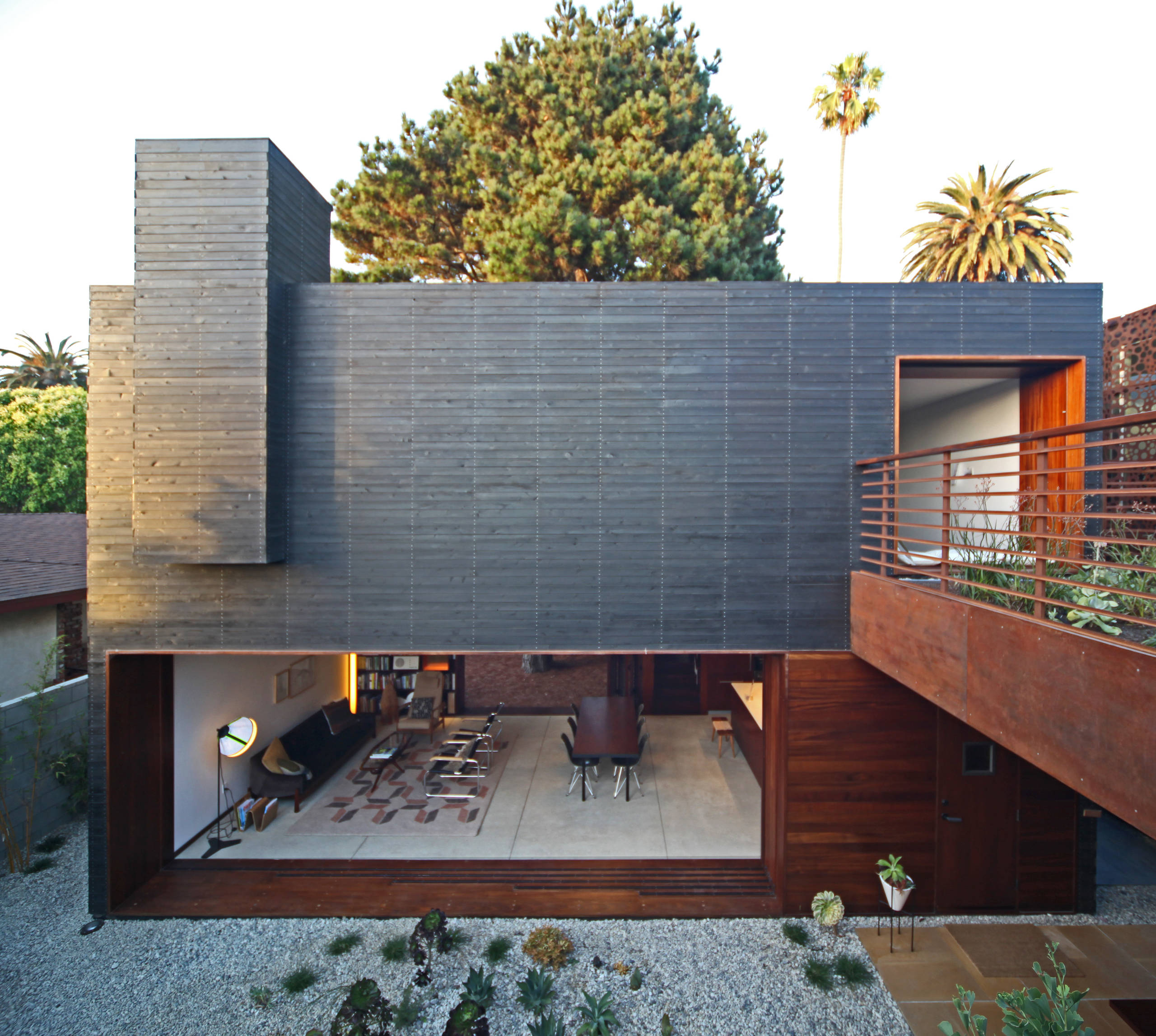 Design Workshop: How the Japanese Porch Makes a Home Feel Larger