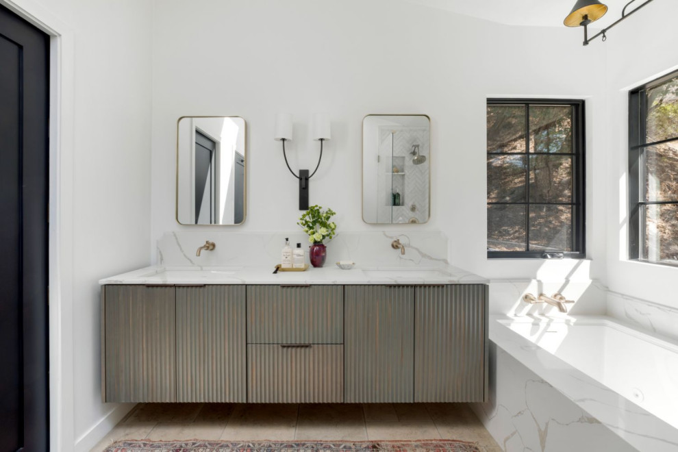 Ranch Revival - Farmhouse - Bathroom - Los Angeles - by Courtney Thomas ...