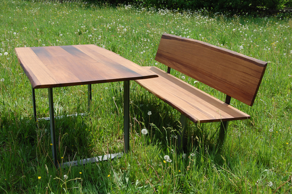 Tisch und Bank mit Baumkante - Contemporary - Bremen - by Tischlerei ...