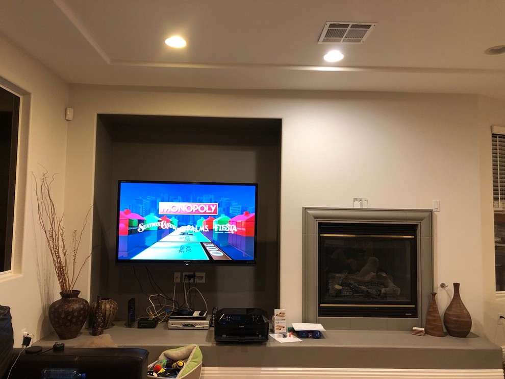 PLEASE HELP!! need ideas for niche fireplace wall.
