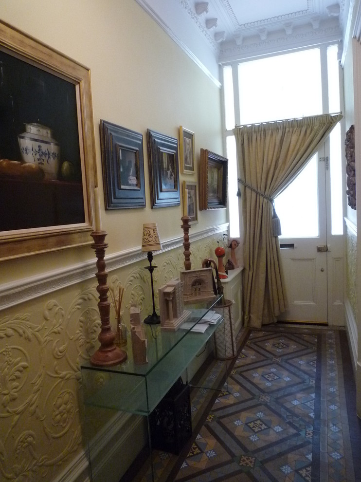 Love Your Living Room: Boost Interest With Architectural Details