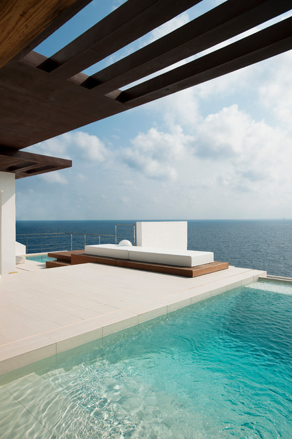 Una terraza en Ibiza diseñada para contemplar y sentir el mar